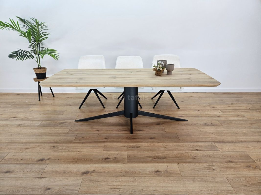 Eiken tafel met afgeronde hoeken met O-Matrix - Eco tafels