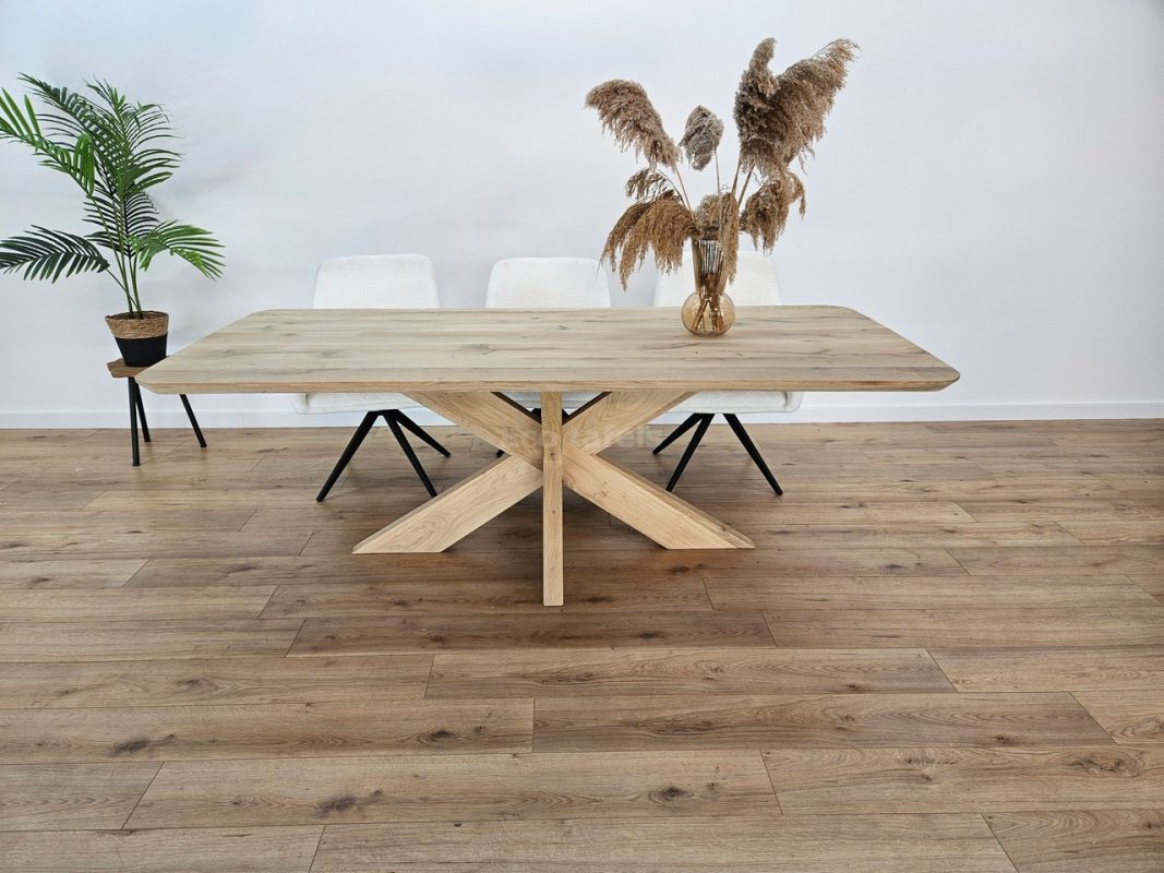 Eiken tafel met afgeronde hoeken met Eiken Matrix - Eco tafels
